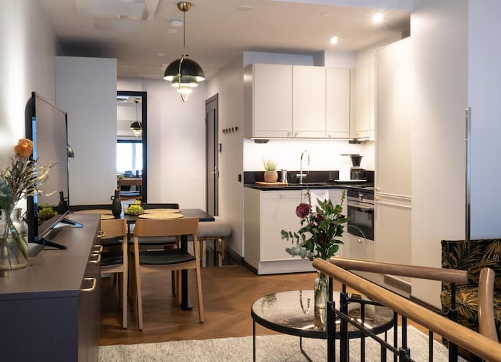 Spacious 1 Bedroom Apt For 3 W/ Private Sauna - フィンランド ヘルシンキ