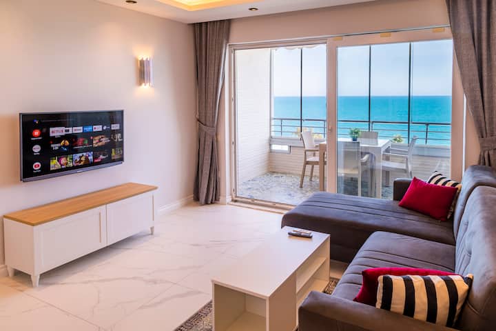 Seaside Luxury Flat On Beach - Antalya