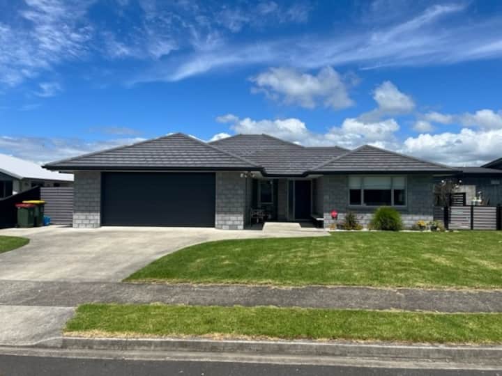 The Reel Weekend Batch - Waihi Beach