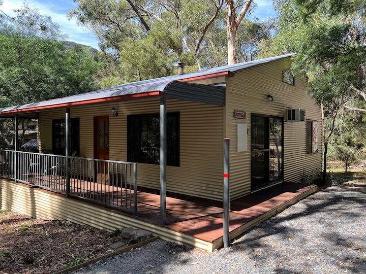 The Kingfisher Lodge 111 - Halls Gap
