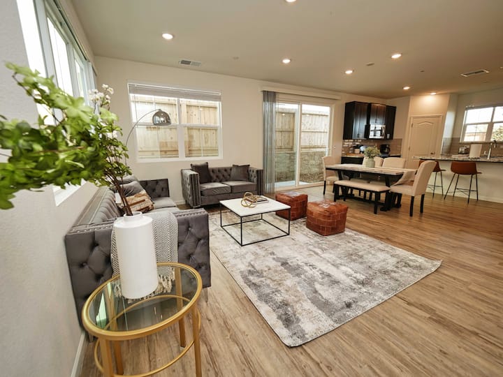 Chic 4br Sunny Gate Bungalow W/ Workspace G#41616 - El Dorado Hills, CA