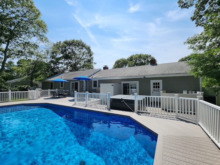 The Cape Escape - Sandwich, MA