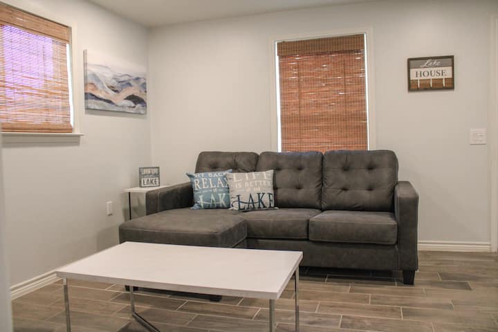 Cabin #14 2-bedroom Lake View Cabin. Fun Lake Life - Possum Kingdom Lake, TX