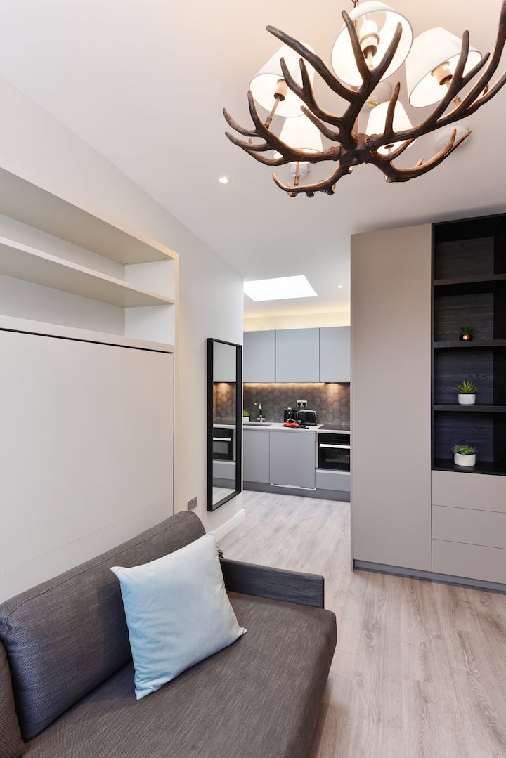 Private Studio In Premium Street, 3 Min To Tube - London