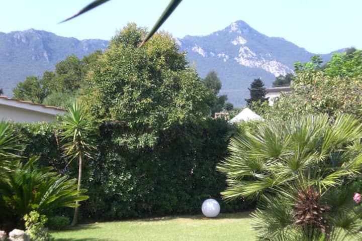 Dependance In Villa Con Giardino - Sabaudia