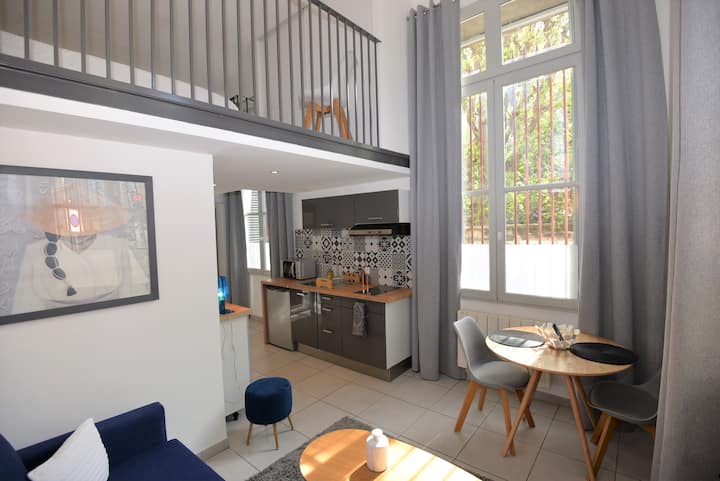 T2 En Duplex Rénové En Coeur De Ville - Montpellier