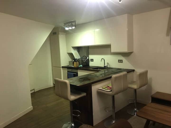 Single Bedroom Private Bathroom - Cork