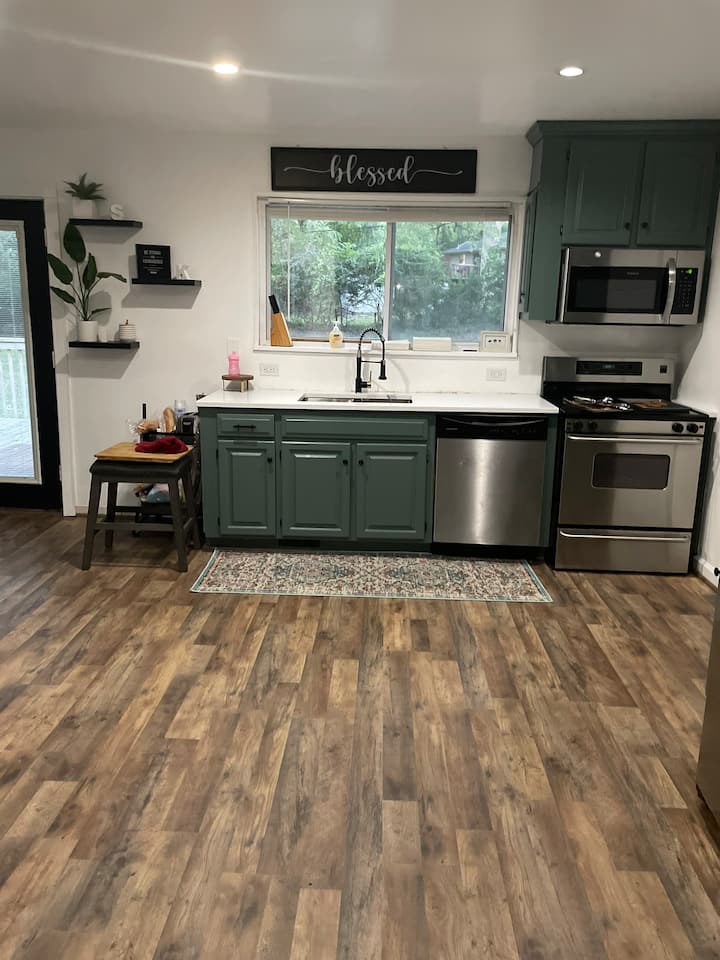 Modern Ranch Style By Stadium - Independence, MO