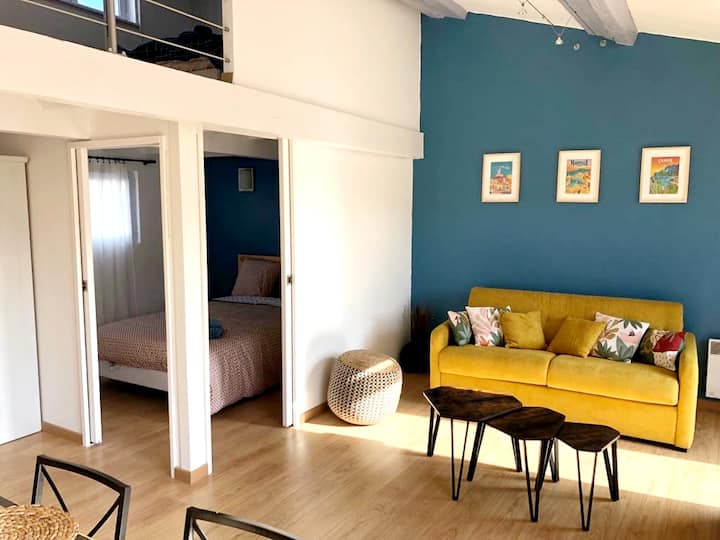 Le Planier, Duplex Avec Balcon Au Coeur Du Panier - ibis Marseille Centre Gare Saint Charles