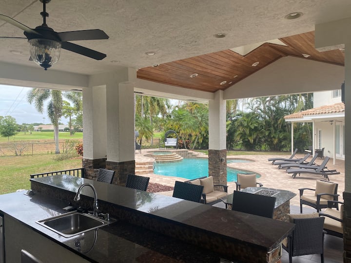 Jupiter Oasis- Close To Roger Dean Stadium & Beach - Jupiter, FL