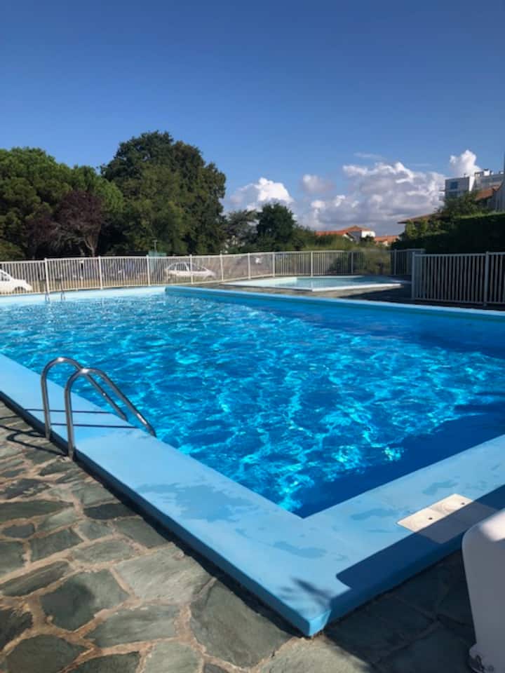 T2 Avec Piscine (2 Bassins) à 70 M De L'océan - Royan