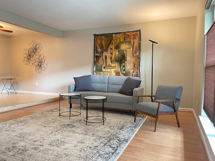 Clean, Cozy, Quiet, New Bed 2023 - Dallas, TX