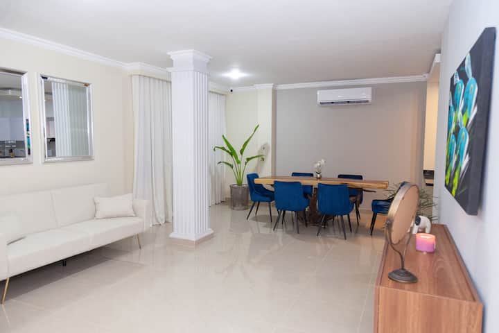 Apartamento Cerca A GetsemanÃ- 11 Huéspedes - Cartagena, Colombia