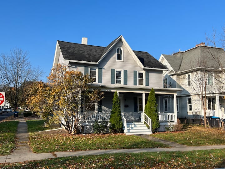 Charming 4 Bd Near Dt Geneva - Geneva, NY