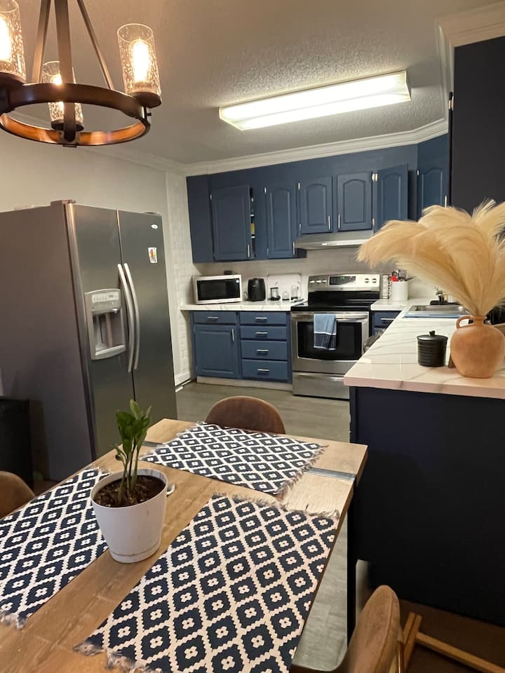 Cozy1king1queen/1.5bth2min Frm Uptown - Childress Vineyards, Lexington