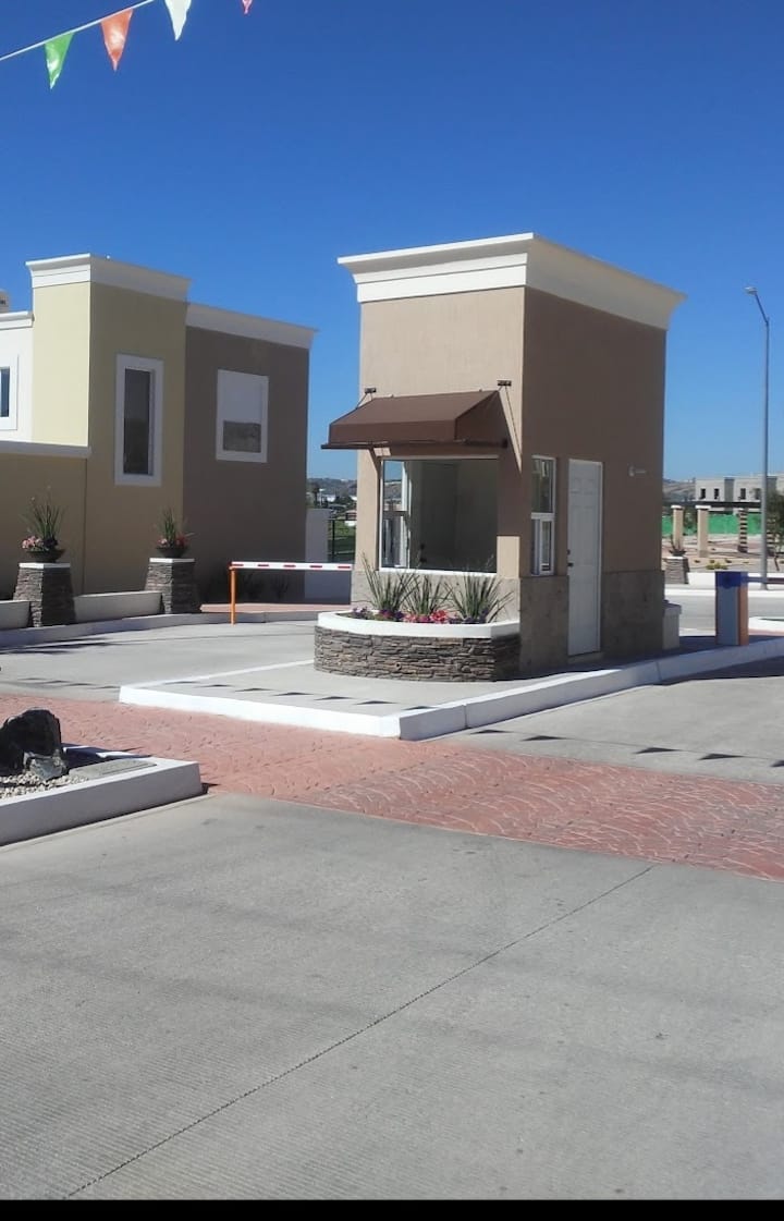 Fraccionamiento Privado Casa 2 Habitaciones King - Nogales, AZ