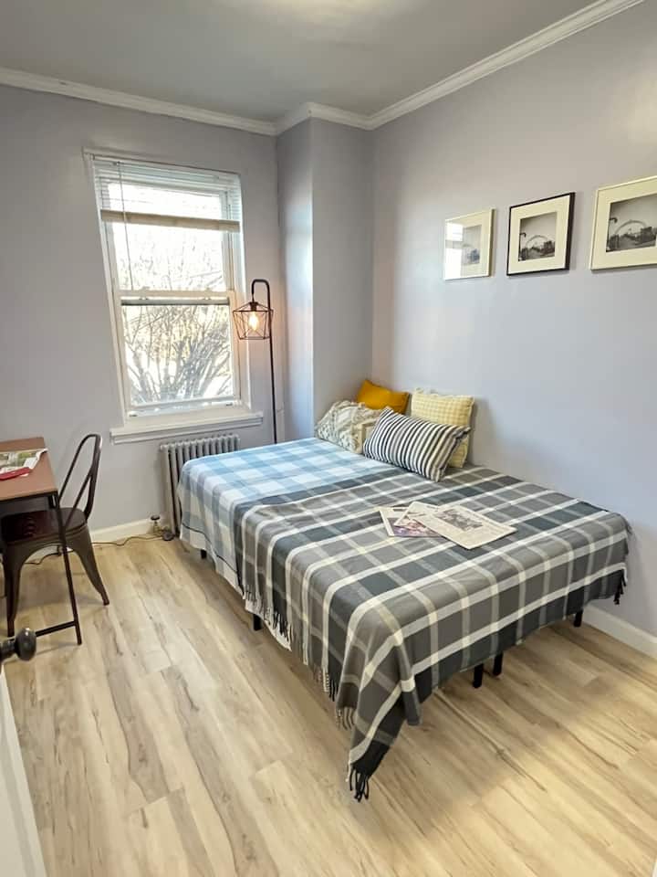 Newly Renovated Apt@queens! Same Area W/costco - Queens, NY