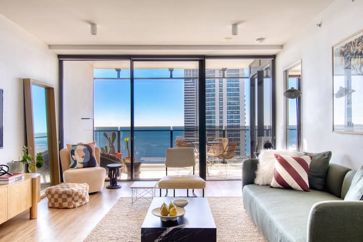 Experience Bliss: 2br Oceanview On 43rd Floor! - Surfers Paradise