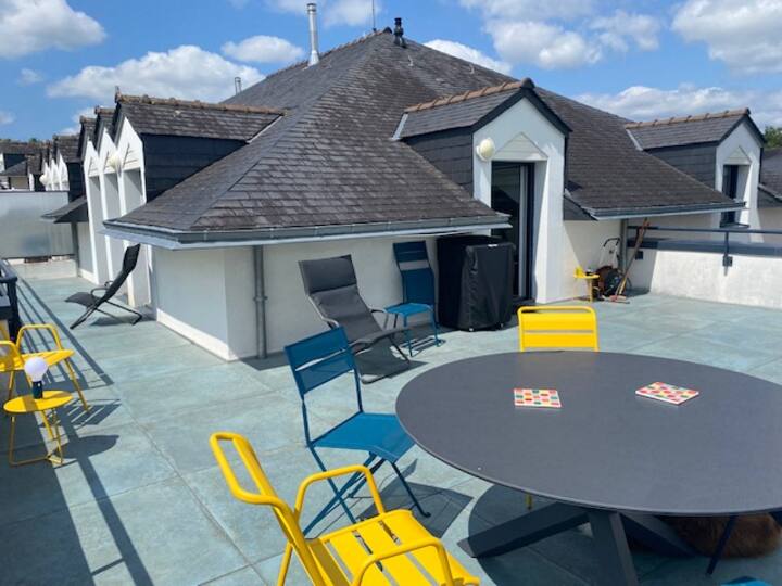 Joli Toit Terrasse Situé Idéalement à St Goustan - Auray