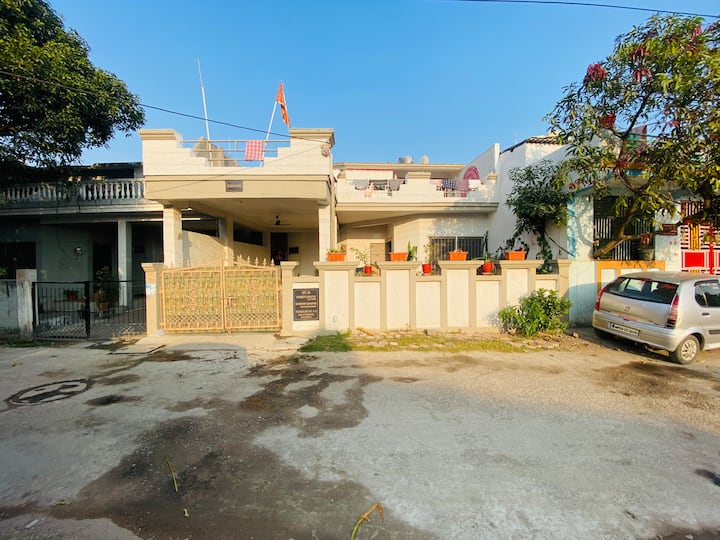 A Fully Furnished Bungalow - Bhopal