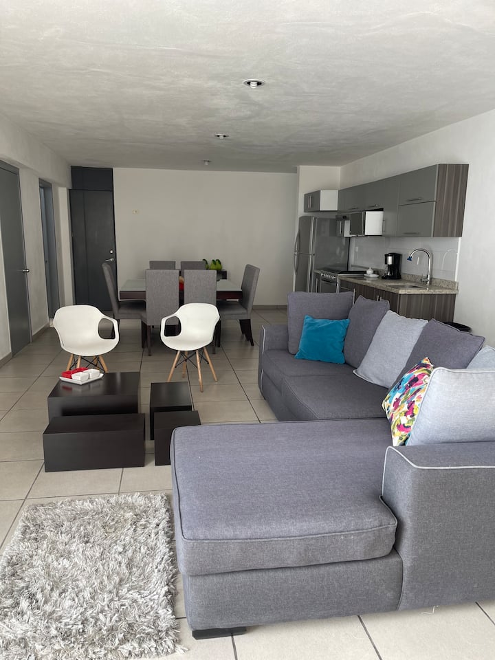 Armonioso Departamento - プエブラ