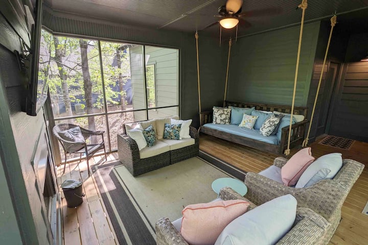 Lake Martin Home Golfcart To Pool/lake/weight Room - Lake Martin, AL