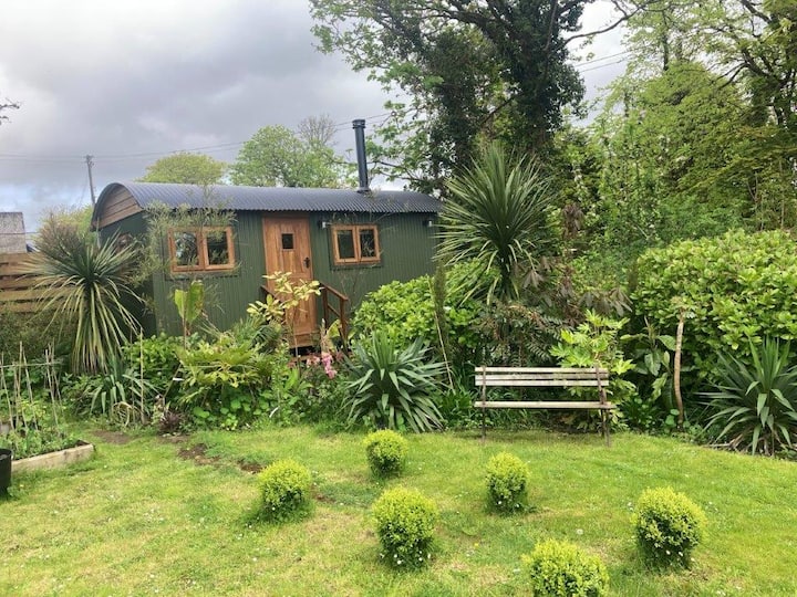 Lovely Shepherds Hut Near St Ives Cornwall - Pool