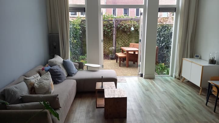 Comfortable Family Home; Free Parking - Amsterdam