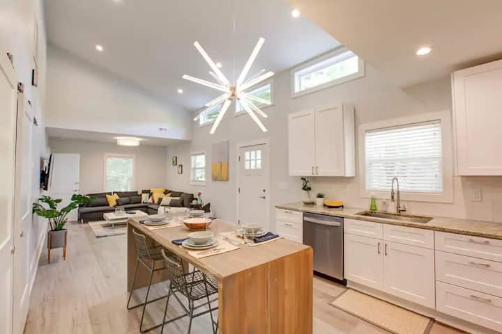 New Modern 3/2 - Fenced - Walk To Noda/light Rail - Charlotte, NC