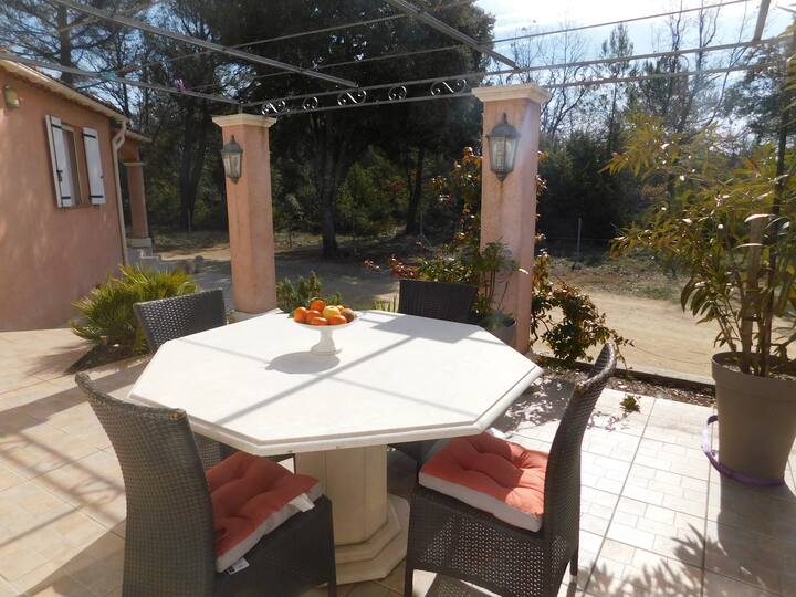 Suite Chez Marie Chambre Double - Régusse