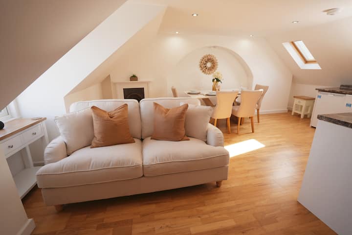 The Loft - King Bed, Central, Entire Apart. - Cambridge