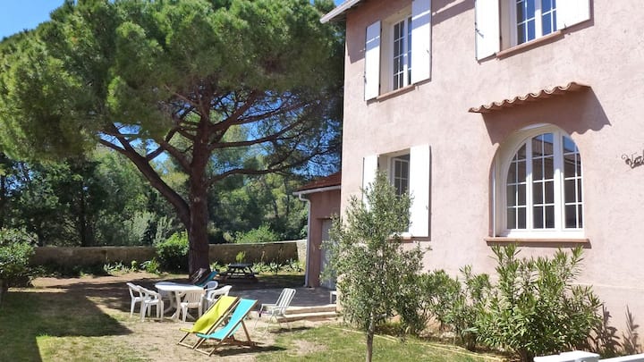 70 M De La Plage Bandol - Bandol