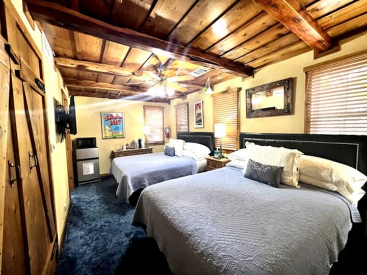 Comfort @ Gruene Cottages - New Braunfels, TX