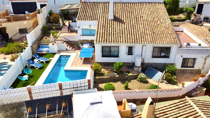 Evans Realty (Al) - Villa+pool+garage+beach - Fuengirola