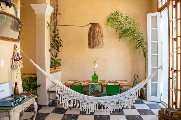 Casita Nostalgia The Authentic Experience W/ Heart - Havana