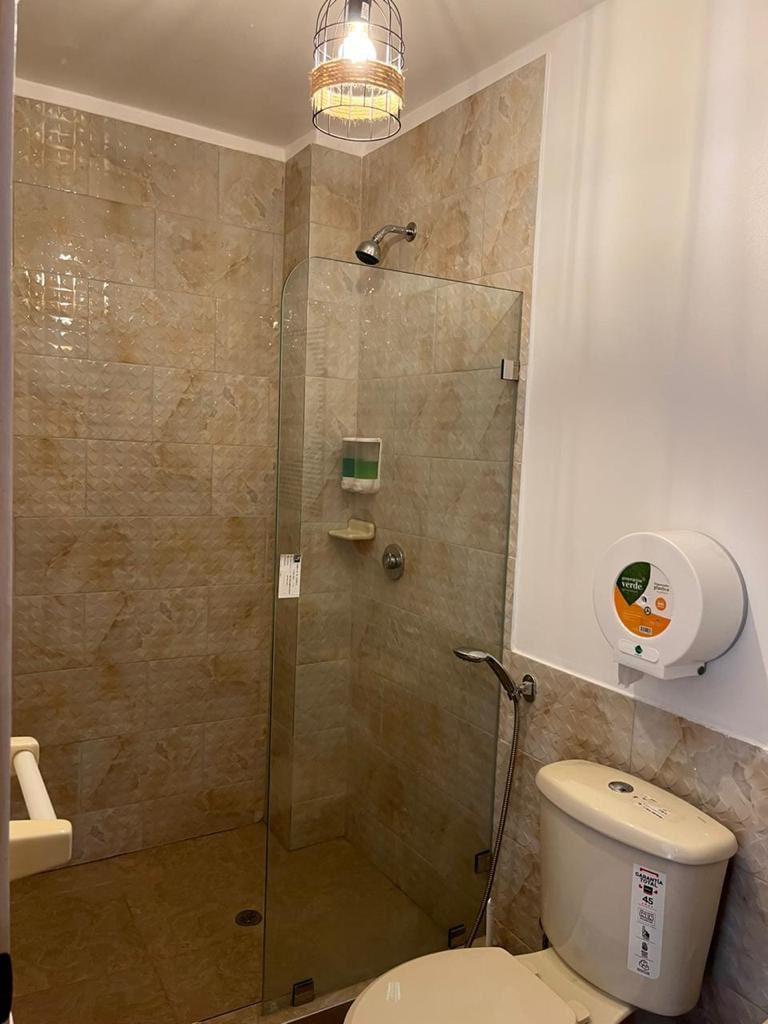 Hostal Rústico Yolanda - Quarto de Casal - Hotéis para Alugar em ...