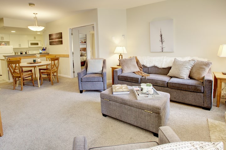 Whistler Village & Mountain Views - Whistler