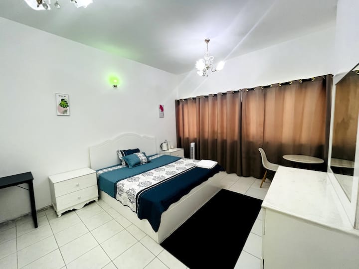 Private Room In Home Sharjaha Abu Sagara - Sharjah