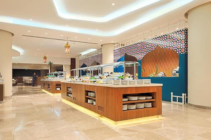 Holiday Inn Hotel, Five Star Double Room - Mecca (Saudi Arabia)