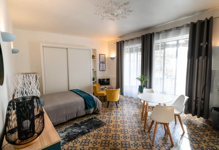 Superbe Studio Rénové Plein Centre 2p - Béziers