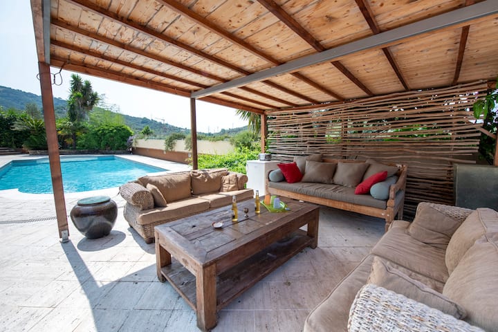 Apartment In Villa, Realx, Garden And Pool - Lavagna
