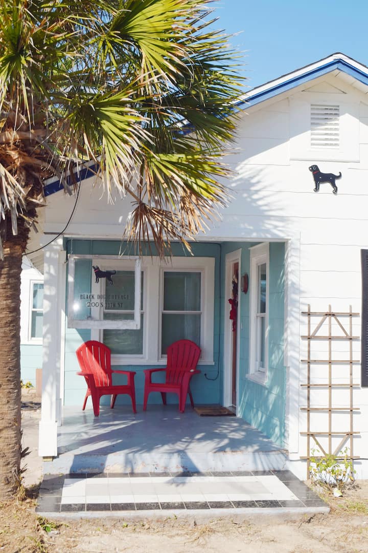 Black Dog Cottage - Port Aransas, TX