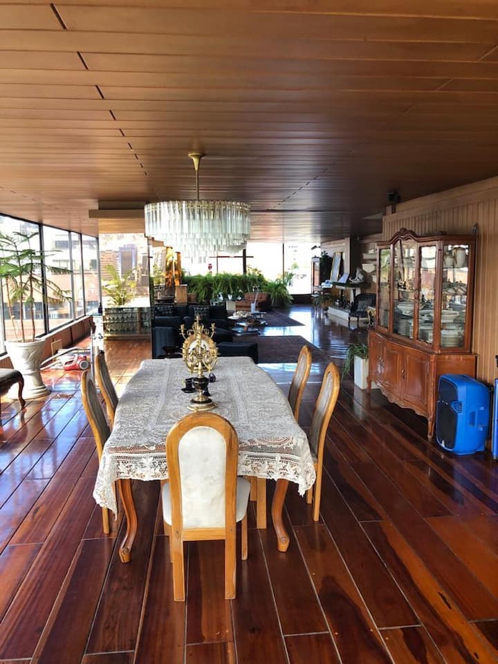 Habitación Privada Pent House. - Quito
