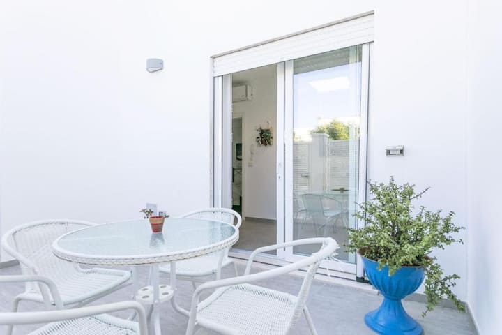 Appartamento 1 (Piano Terra) - Sunset Holidays - Veglie