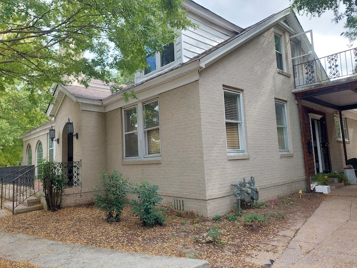 Amazing Second Floor Apartment - Augusta