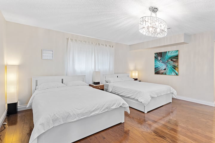 Private Cozy Room & 15 Mins To Downtown & Cypress - West Vancouver