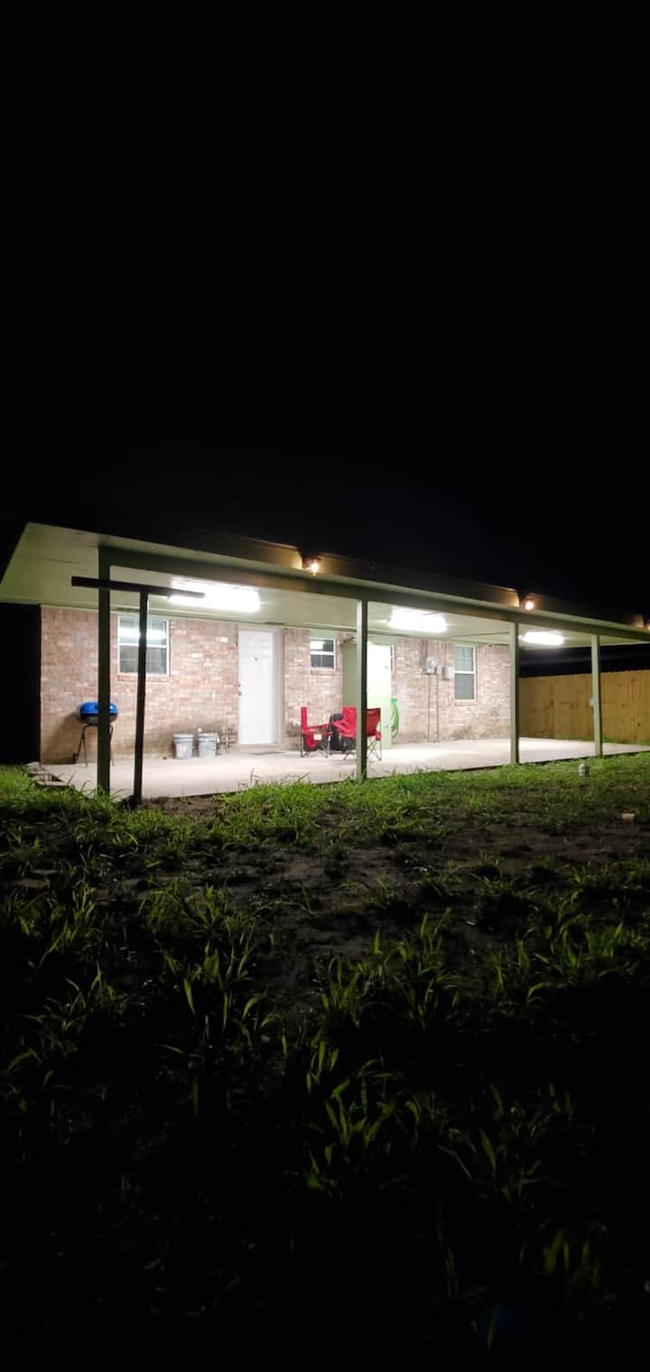 Cozy House Close To The Mall. - McAllen, TX