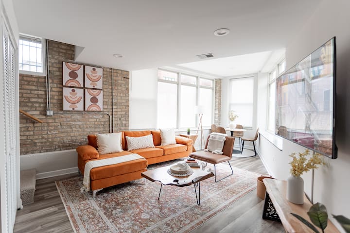 Duplex Retreat Near Loyola Park - 2br/1.5ba Haven - 埃文斯頓