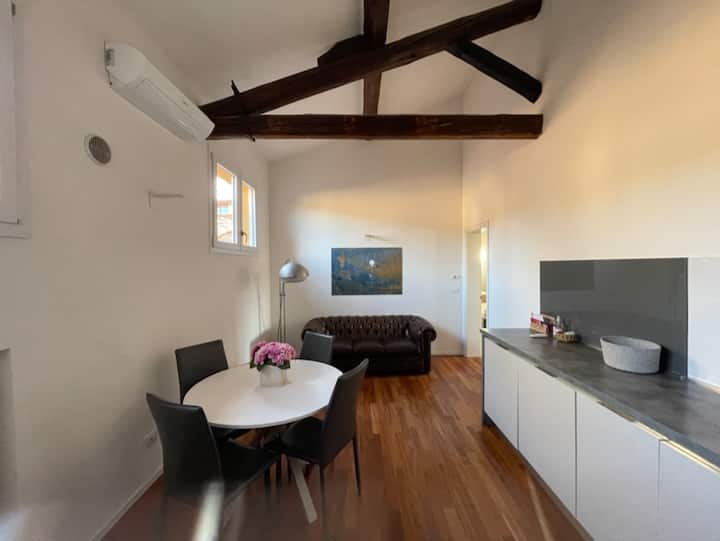 Charme Immerso Tra Le Mura - Bologna