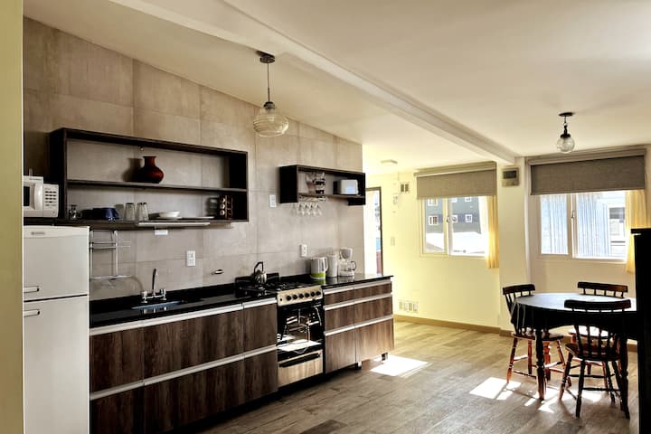 Ushuaia: Espacioso Loft Moderno | Confort Y Vistas - Ushuaia